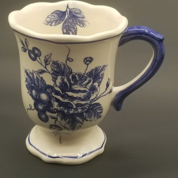 Cracker Barrel | Dining | Cracker Barrel Blue Toile Coffee Tea Mug ...